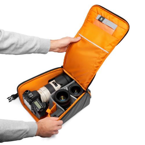 荻窪カメラのさくらや / Lowepro ギアアップ クリエーター 荻窪カメラのさくらや / Lowepro ギアアップ クリエーター